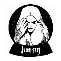 priceless™ | Julia Frej