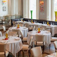 priceless™ | La Petite Maison Dubai